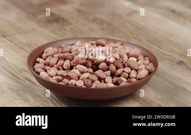 Peanuts side Stock Videos & Footage - HD and 4K Video Clips - Alamy