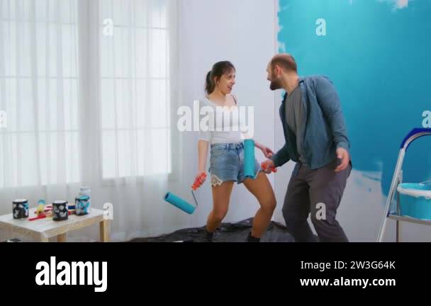 Creativitycans Stock Videos & Footage - HD and 4K Video Clips - Alamy