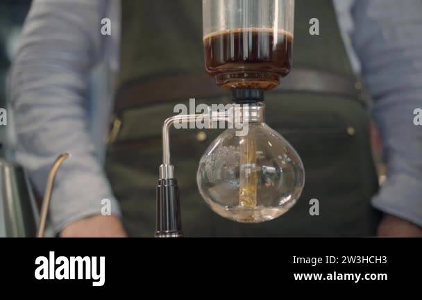 Coffee Syphon alternative method of making in coffee shop and cafe ...