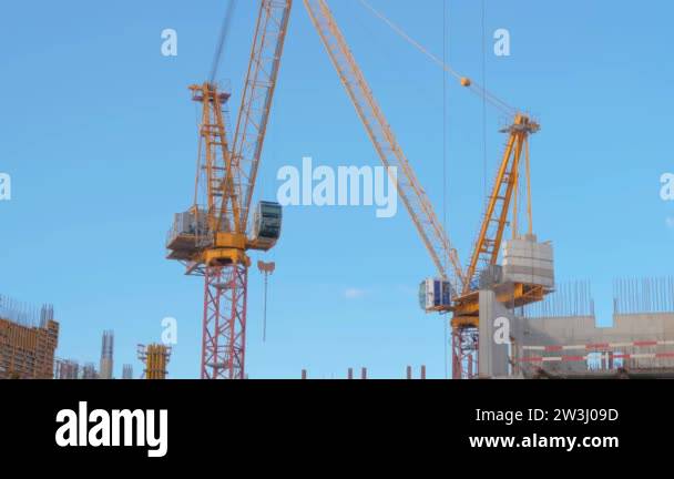 Potain tower cranes Stock Videos & Footage - HD and 4K Video Clips - Alamy