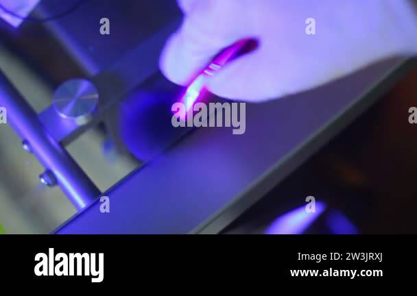 Dusting prints Stock Videos & Footage - HD and 4K Video Clips - Alamy