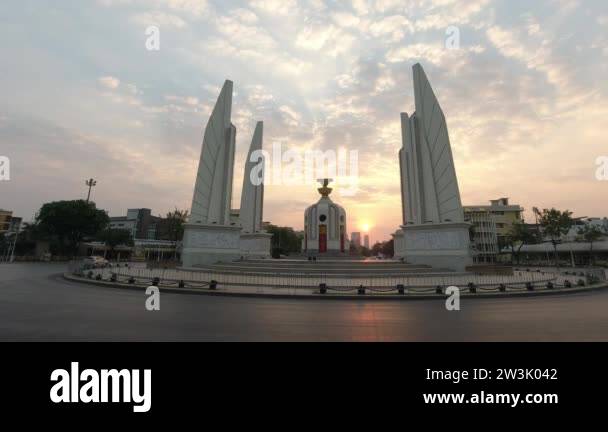 Democracy monuments Stock Videos & Footage - HD and 4K Video Clips - Alamy