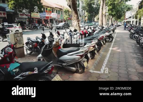 Spender Stock Videos & Footage - HD and 4K Video Clips - Alamy