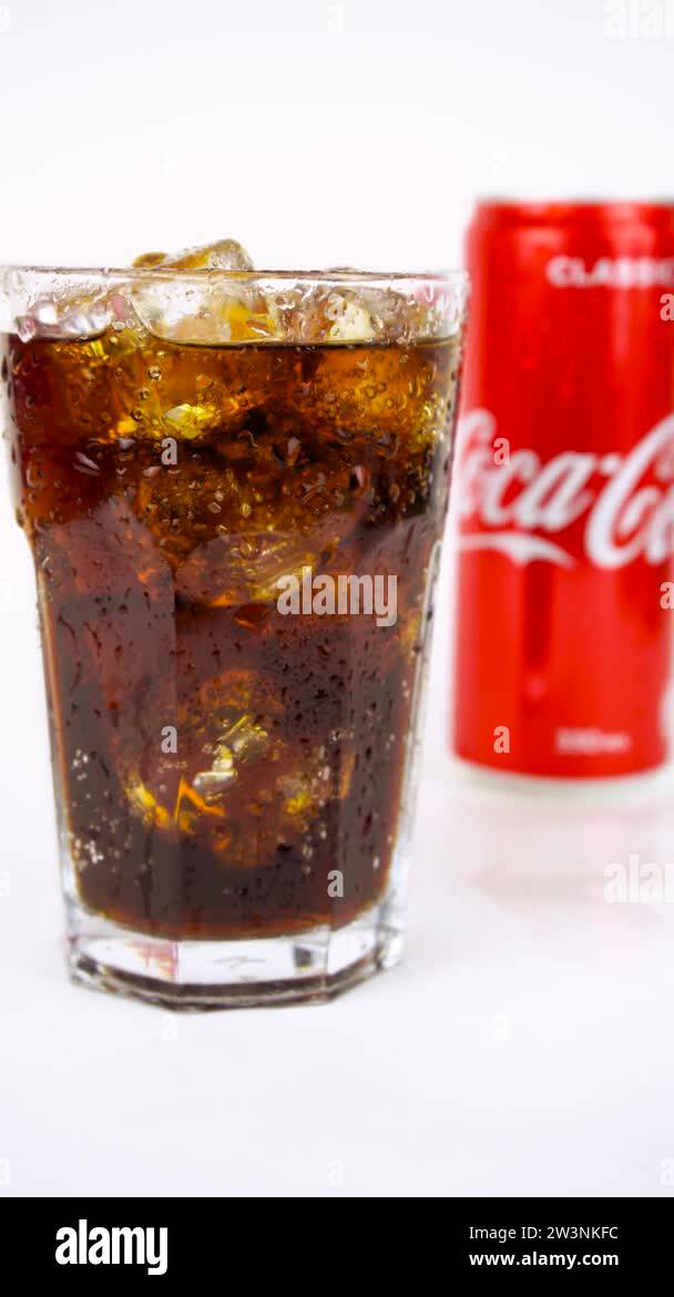 Coca cola vertical Stock Videos & Footage - HD and 4K Video Clips - Alamy