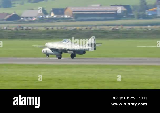 Messerschmitt Me 262 Schwalbe World War II German Nazist Jet Combat ...