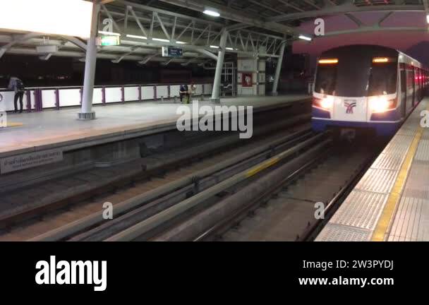 Bts subway train arriving station Stock Videos & Footage - HD and 4K ...
