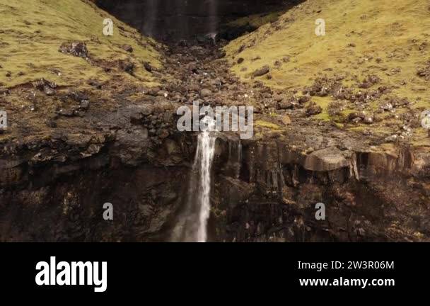 Waterfall over cliff edge Stock Videos & Footage - HD and 4K Video ...
