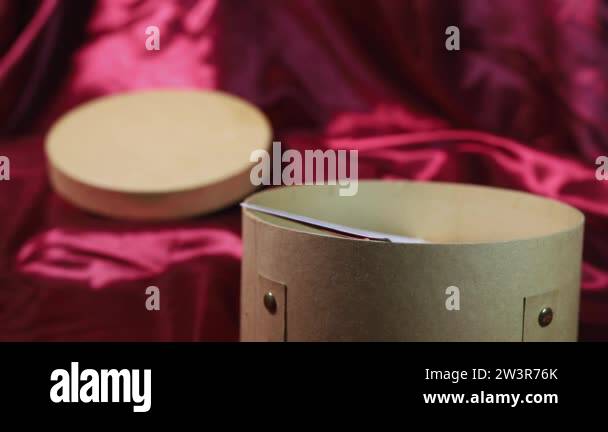 Round post box Stock Videos & Footage - HD and 4K Video Clips - Alamy
