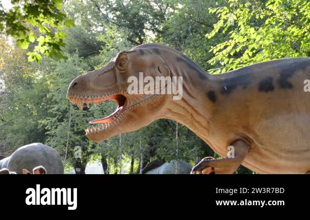 Dinosaurs tyrannosaurus Stock Videos & Footage - HD and 4K Video Clips - Alamy