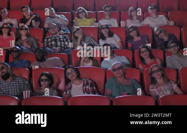 3d movie audience Stock Videos & Footage - HD and 4K Video Clips - Alamy