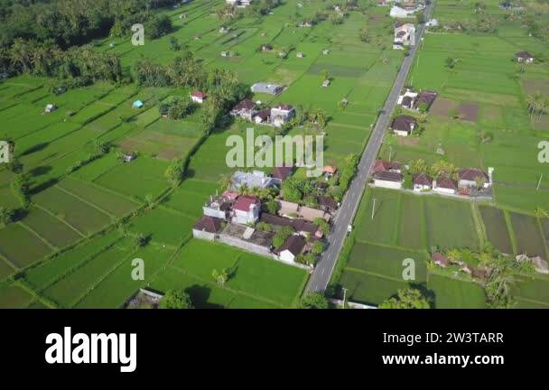 Bemo indonesia Stock Videos & Footage - HD and 4K Video Clips - Alamy