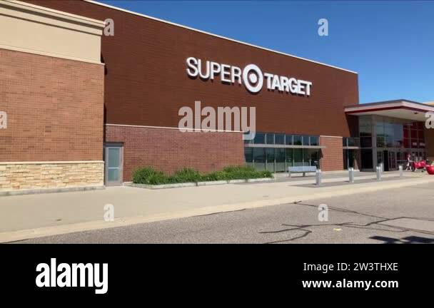 Target retail logo Stock Videos & Footage - HD and 4K Video Clips - Alamy