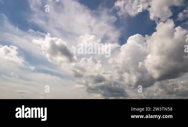 SeriesSKY CLEAR beautiful cloud Blue sky with clouds 4K sun Time lapse clouds 4k rolling puffy ...