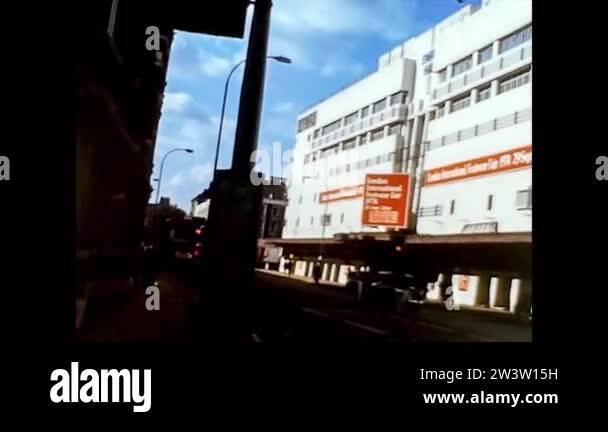 LONDON, UK 9 JUNE 1975: Streets of London in daily life taken up in the ...