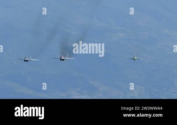 Russia fighter jet Mikoyan Gurevich MiG 21 and MiG 29 Air to Air High ...