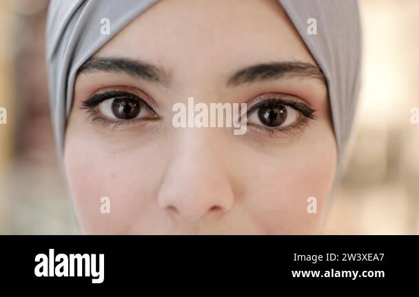 Woman wearing burka in Stock Videos & Footage - HD and 4K Video Clips ...