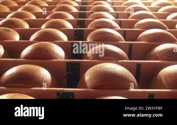 Parmigiano reggiano formaggio Stock Videos & Footage - HD and 4K Video ...