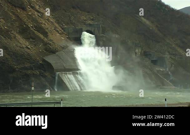 Closing dam Stock Videos & Footage - HD and 4K Video Clips - Alamy