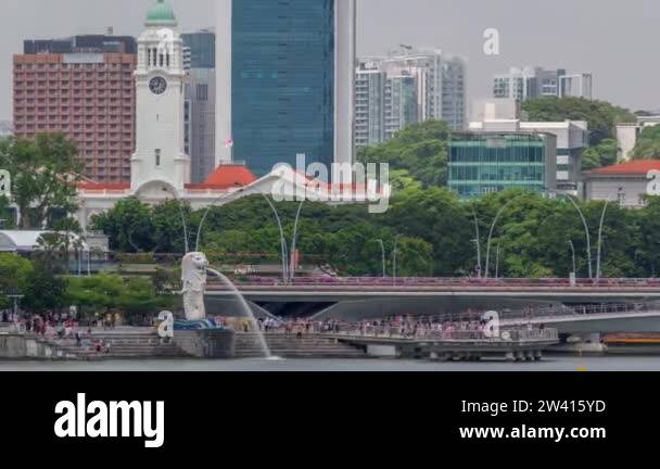Singapore Merlion Park and Victoria Concert Hall with esplanade bridge ...