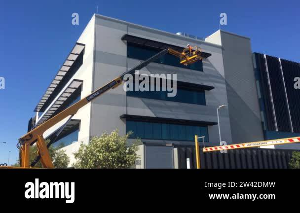 Articulated boom Stock Videos & Footage - HD and 4K Video Clips - Alamy