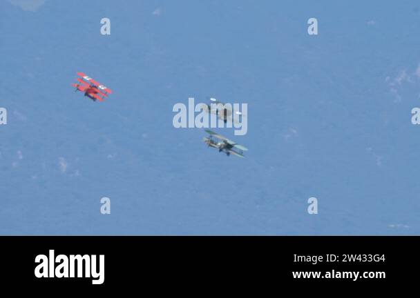 Biplane formation Stock Videos & Footage - HD and 4K Video Clips - Alamy