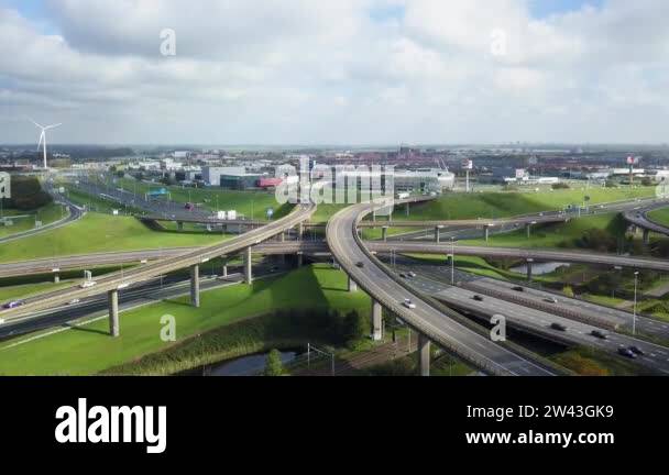 The Prince Clausplein is a traffic junction for connecting the A4 and ...