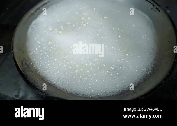 Bubbles hot Stock Videos & Footage - HD and 4K Video Clips - Alamy