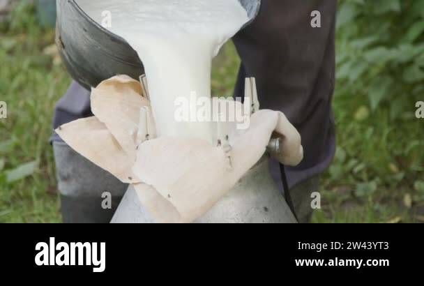 Milk pouring sculpture Stock Videos & Footage - HD and 4K Video Clips ...
