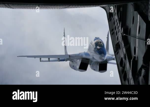 Combat Aircraft in Flight. Air to air video of MiG 29 Fulcrum in 4K ...