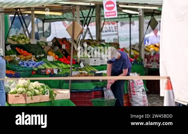 Yorkshire lady Stock Videos & Footage - HD and 4K Video Clips - Alamy