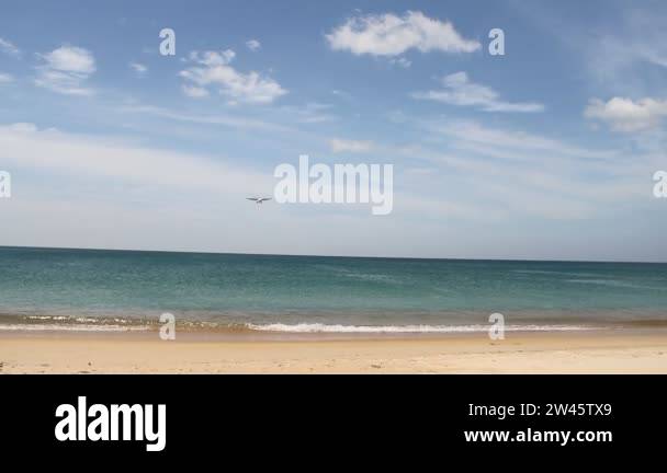 Plane flying over people at beach Stock Videos & Footage - HD and 4K ...