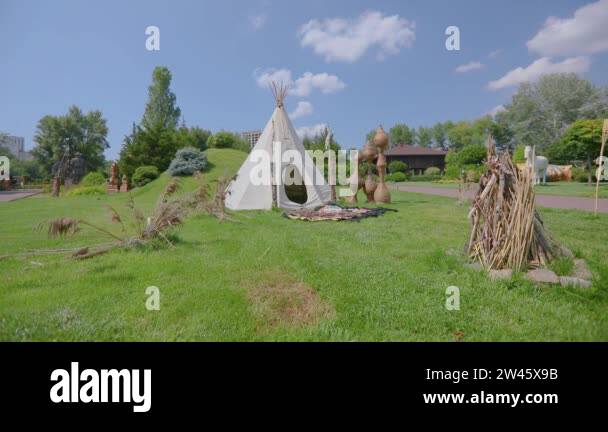 Traditional native american housing Stock Videos & Footage - HD and 4K ...