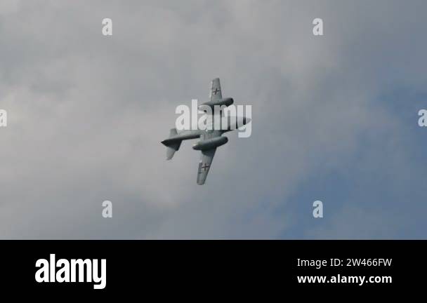 Messerschmitt Me 262Schwalbe World War II german nazist jet combat ...