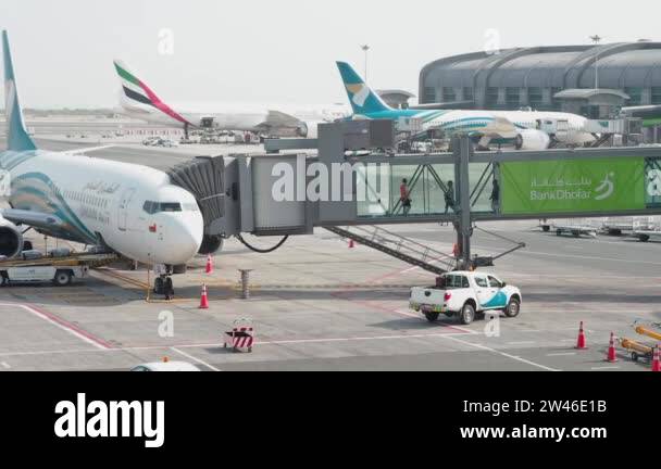 Jetway jetwalk airgate Stock Videos & Footage - HD and 4K Video Clips - Alamy