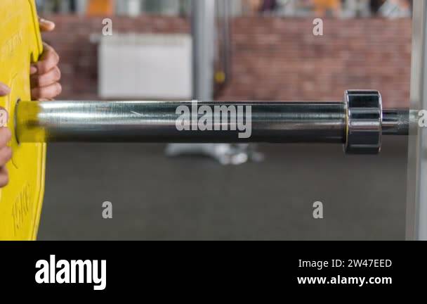 Hanging weights Stock Videos & Footage - HD and 4K Video Clips - Alamy