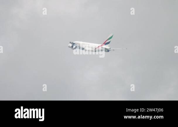 Emirates Airbus A380 takes off Stock Video Footage - Alamy