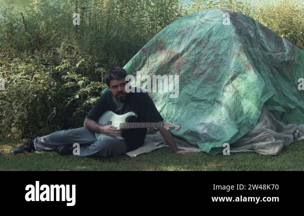 Homeless musician Stock Videos & Footage - HD and 4K Video Clips - Alamy