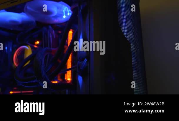 Inside the Modern Computer with Led Lighting - Efficient Liquid Cooling ...