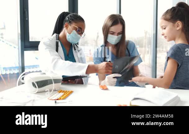 Doctors check up female Stock Videos & Footage - HD and 4K Video Clips ...