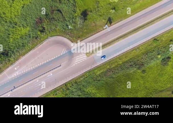 Expressway trucks Stock Videos & Footage - HD and 4K Video Clips - Alamy