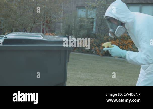 Ppe trash Stock Videos & Footage - HD and 4K Video Clips - Alamy