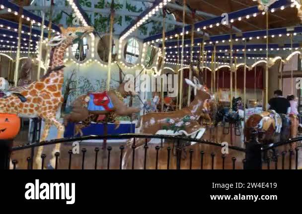 Historic Carousel & Museum, Oregon, USA Circa 2020 - Carousel ...