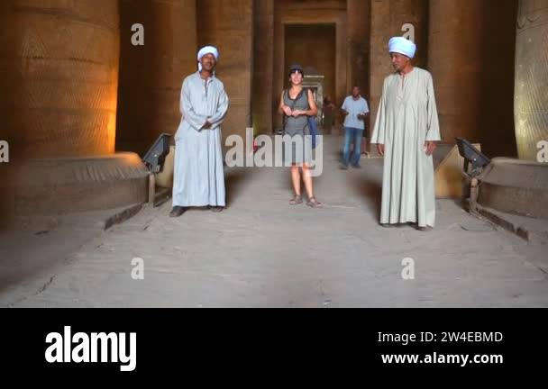 Egyptian Girl Egypt Stock Videos And Footage Hd And 4k Video Clips Alamy 1652