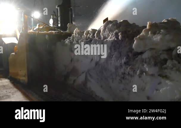 Scary machine Stock Videos & Footage - HD and 4K Video Clips - Alamy