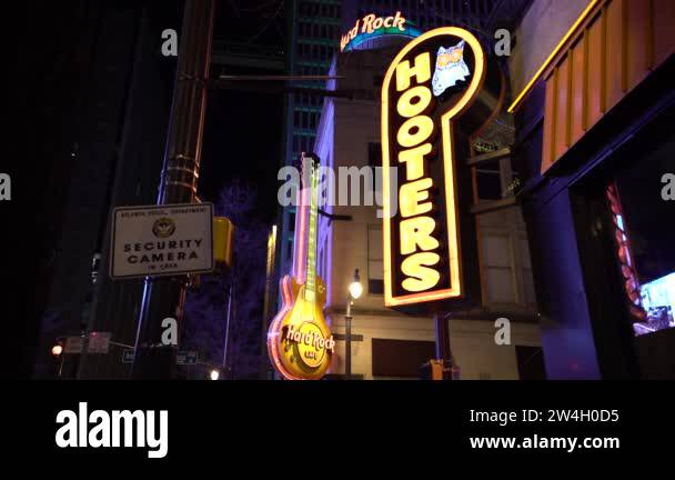 Hooters Stock Videos & Footage - HD and 4K Video Clips - Alamy