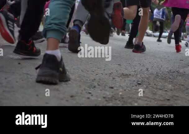 Mass runner Stock Videos & Footage - HD and 4K Video Clips - Alamy