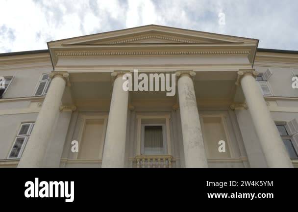 White portico Stock Videos & Footage - HD and 4K Video Clips - Alamy