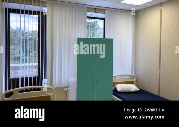 Medical ward Stock Videos & Footage - HD and 4K Video Clips - Alamy