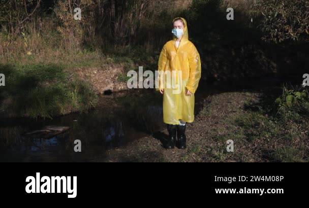 Rip off yourself Stock Videos & Footage - HD and 4K Video Clips - Alamy