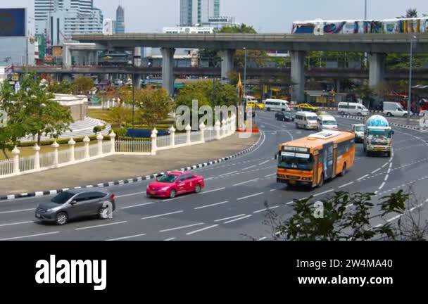 Memorial on roundabout Stock Videos & Footage - HD and 4K Video Clips ...